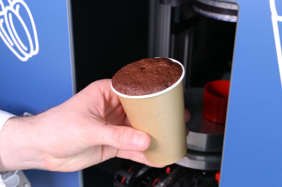 Mini factory can prepare cupcakes in two minutes.