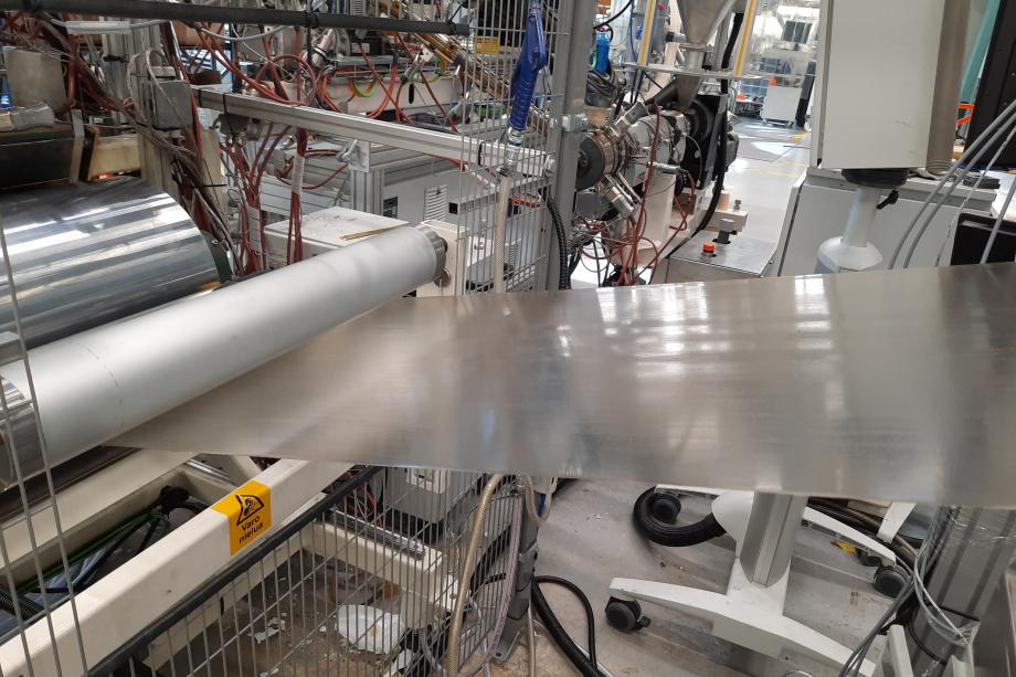 Cellulose based packaging with Thermocell plastic film